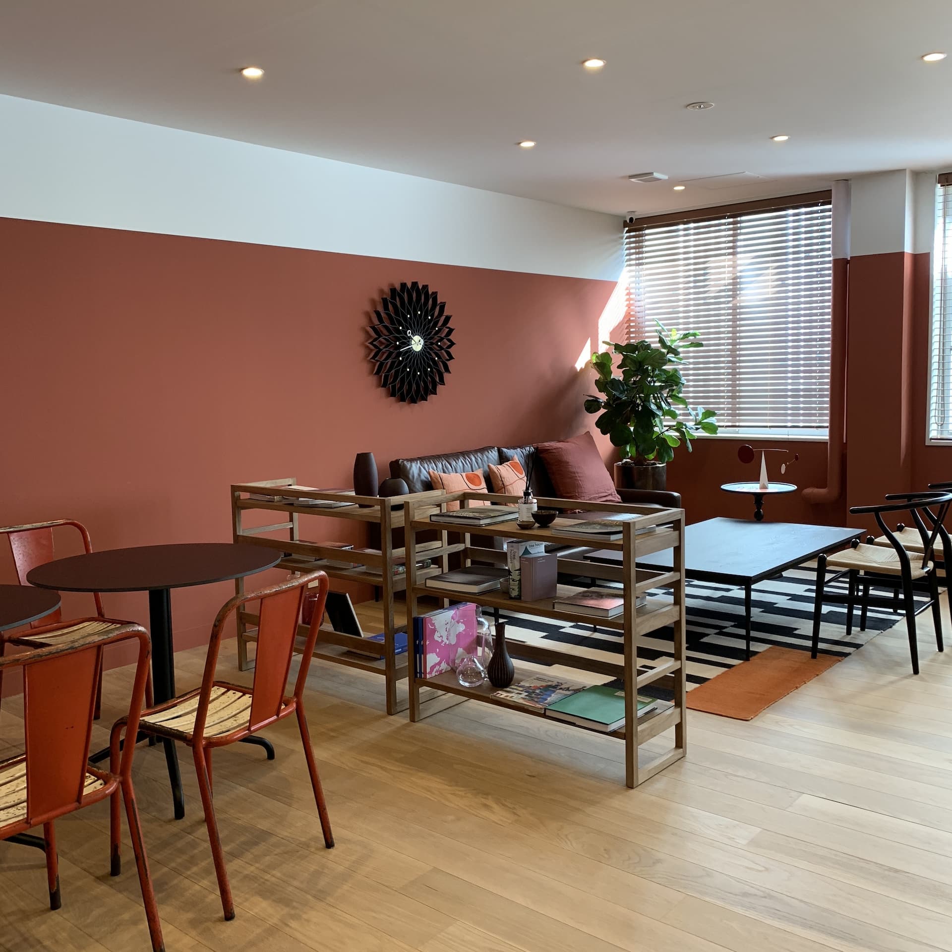 Company ｜ デザインファースト株式会社